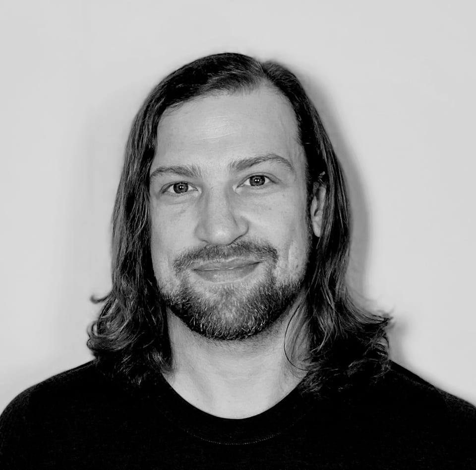 About Adam Swierk – The Paper Clown